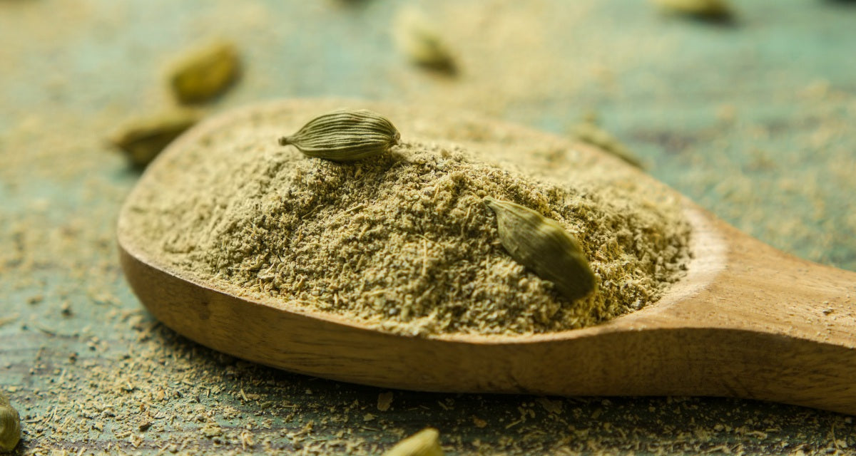Exploring the Aromatic World of Cardamom Powder: Benefits, Uses, and D ...
